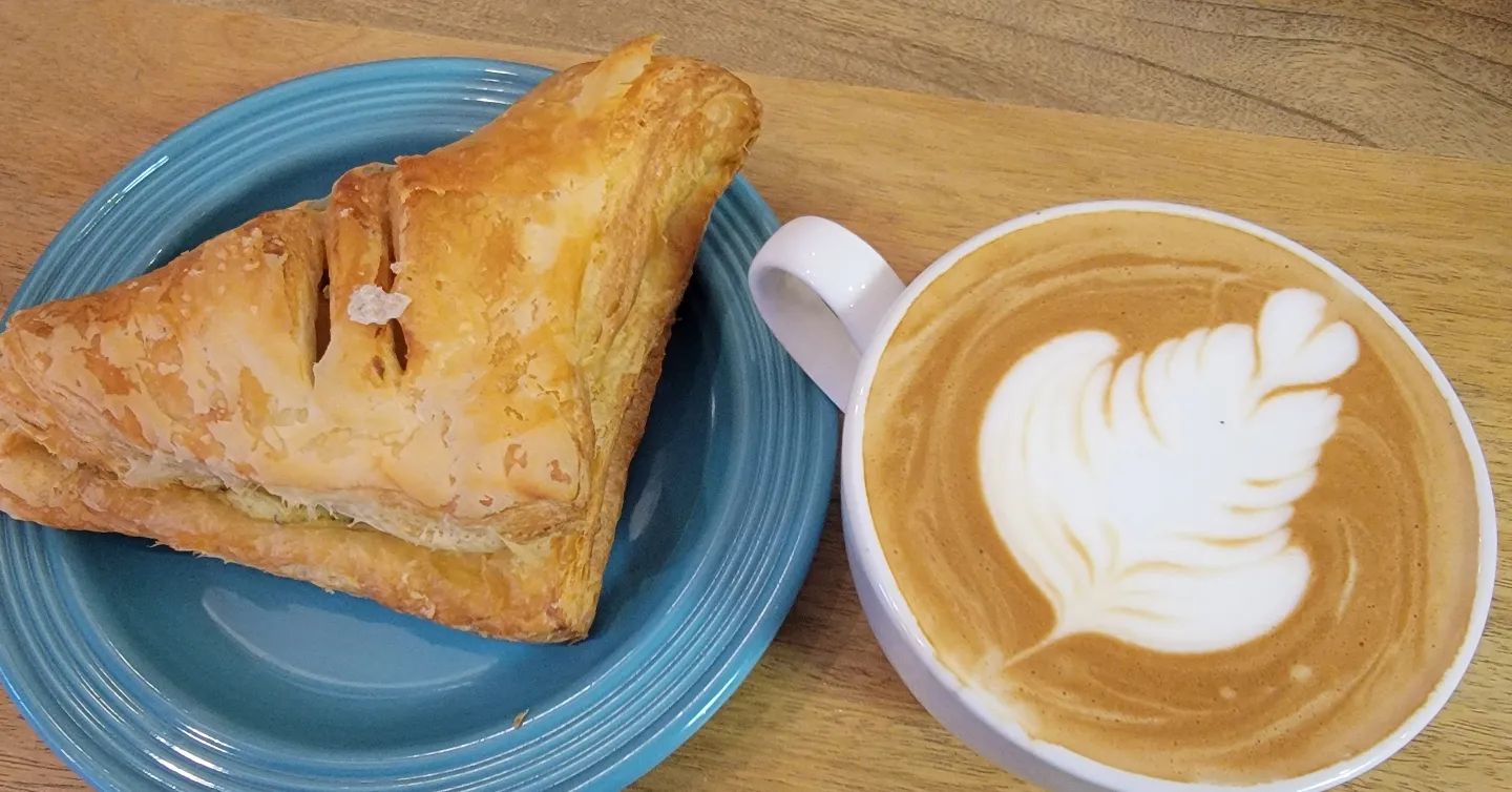 Sip and Savor: 5 Coffee Spots in Boothbay Harbor, Maine - Boothbay ...